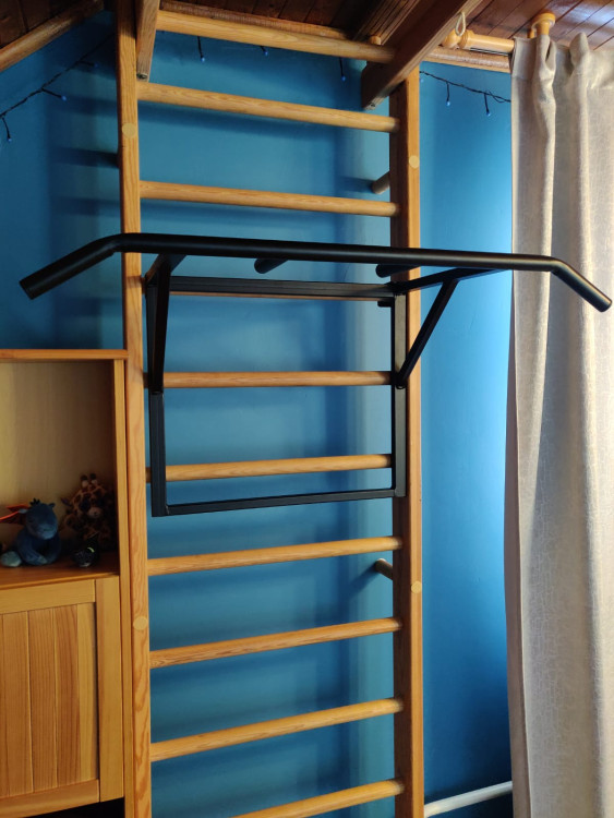 Pievilkšanās stienis zviedru sienai - verovital.lv